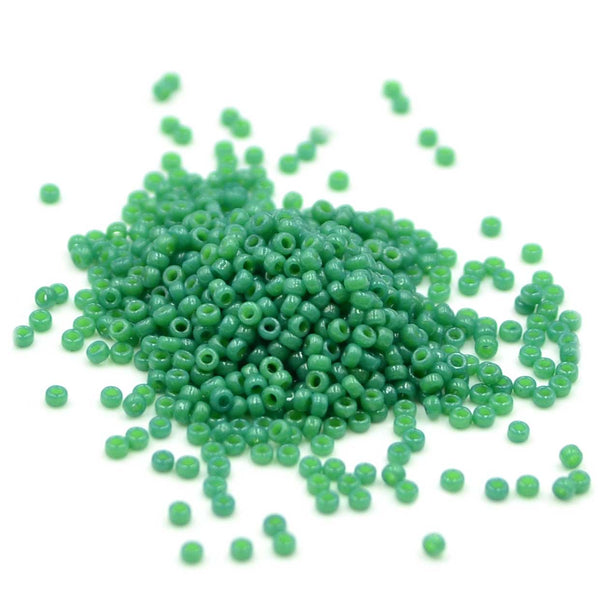 15-4477 Duracoat Dyed Opaque Spruce – Beadshop.com